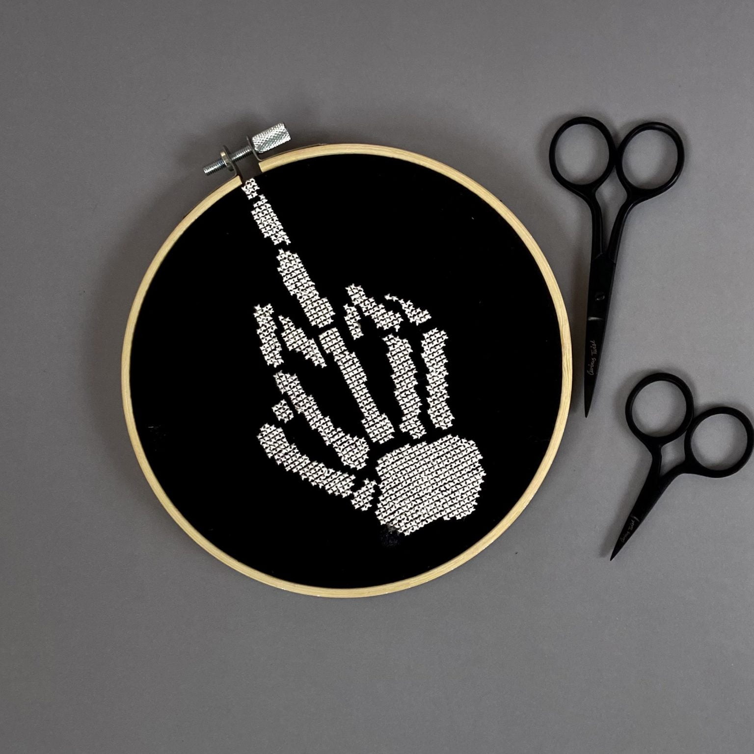 Spooky Halloween Cross Stitch Kit That Glows In The Dark!